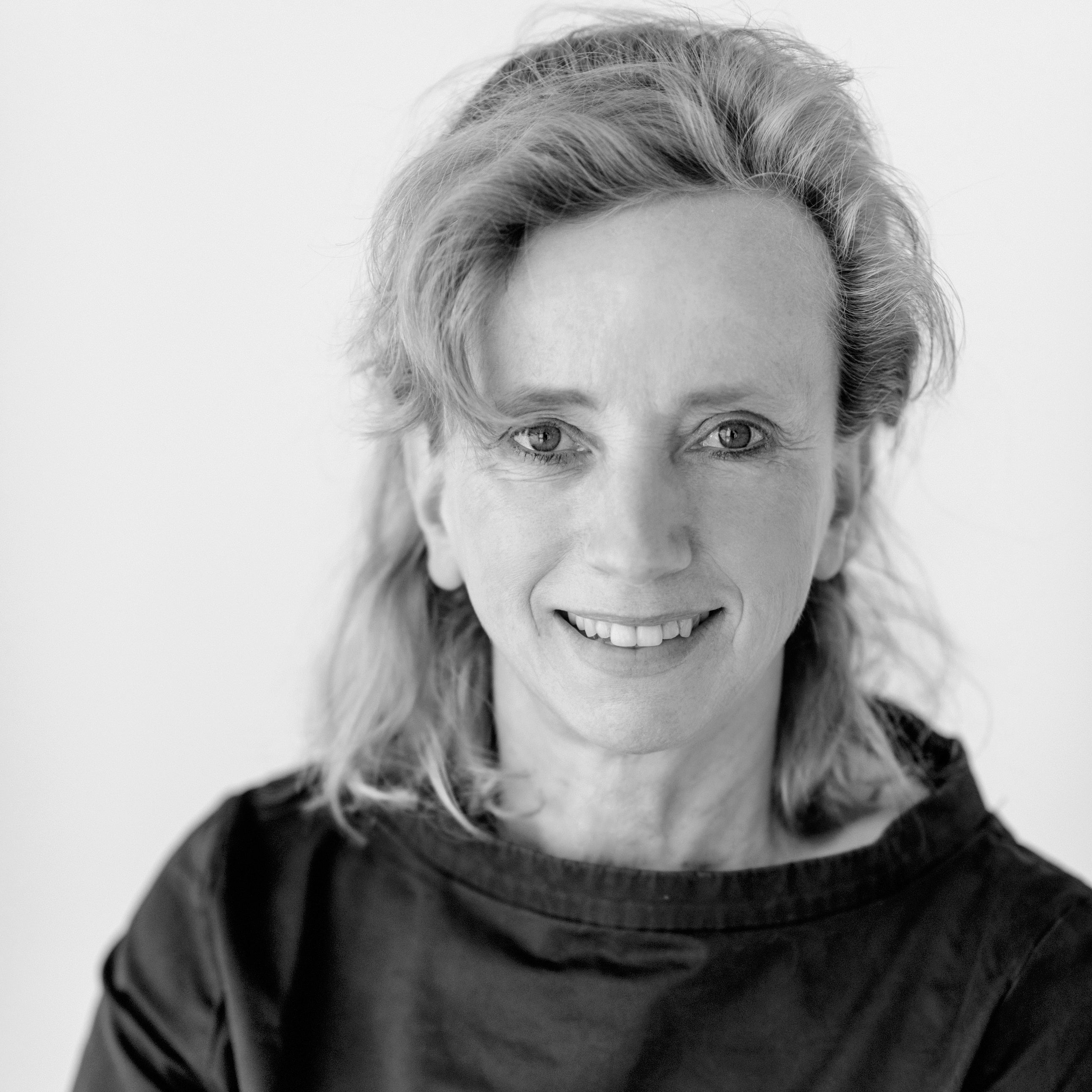 Claire Singer – arsEdition